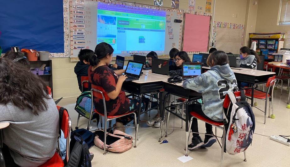 Live Feed | Francisco Farias Elementary School