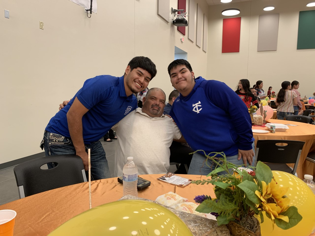 Live Feed | Dr. Leonides G. Cigarroa High School