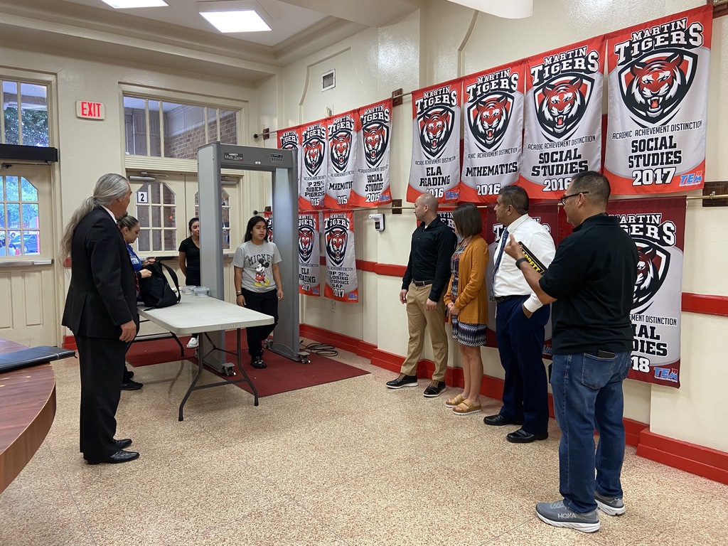 Live Feed | Laredo Independent School District